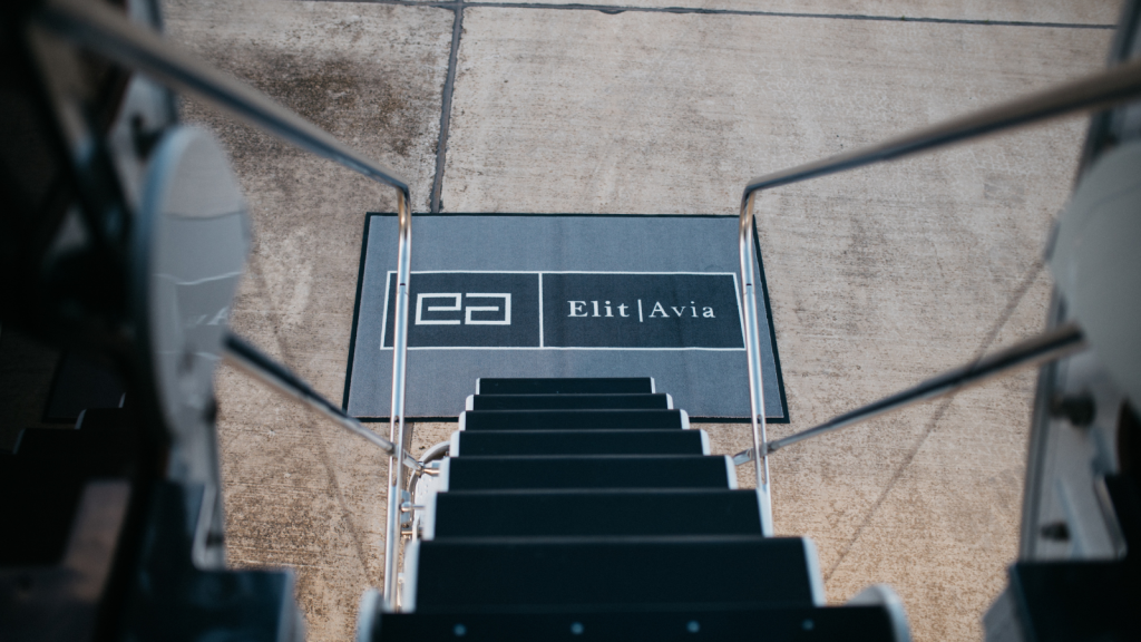 Elit’Avia: Redefining Bespoke and Sustainable Aviation Experiences - MACE